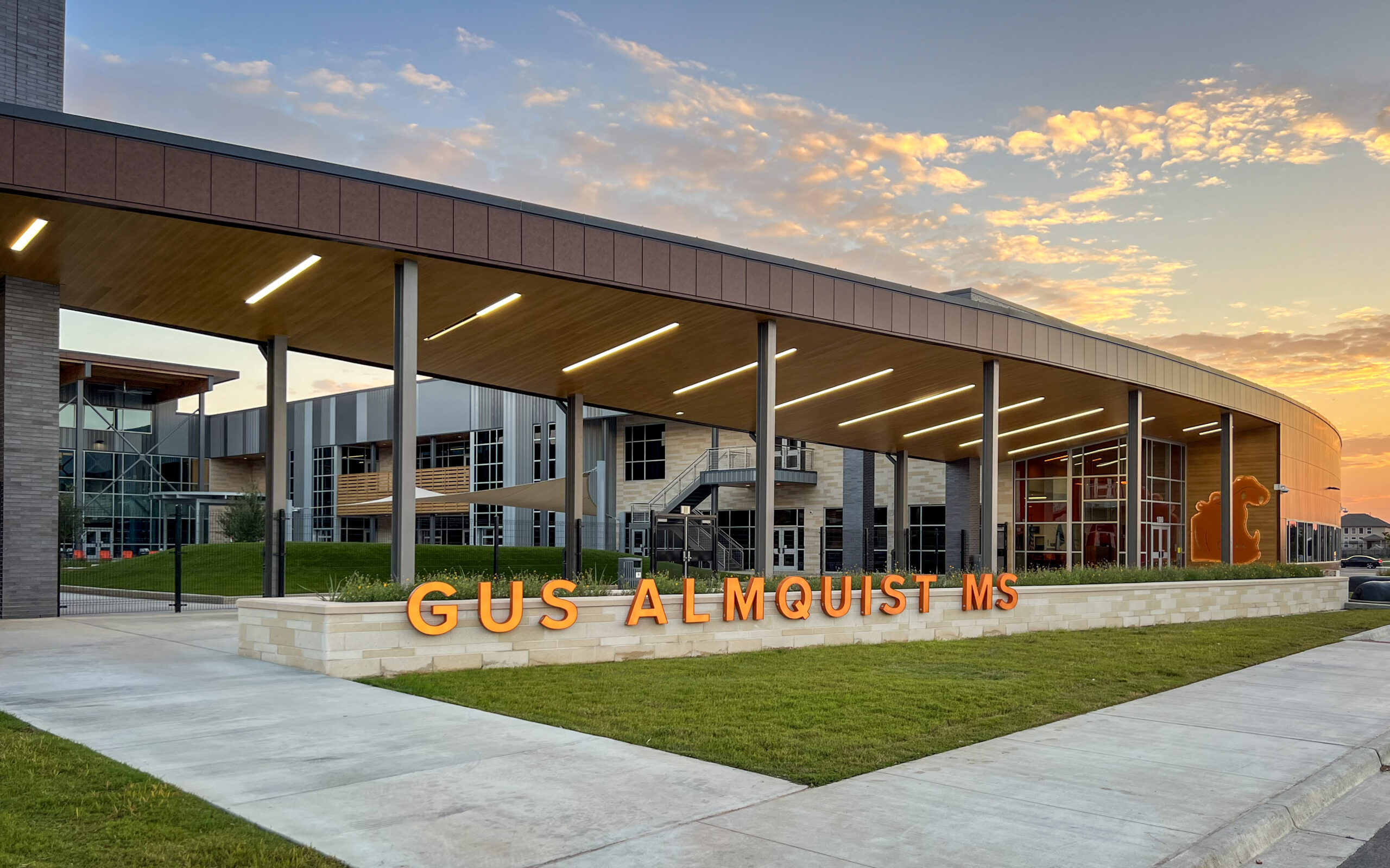 Hutto ISD - Gus Almquist Middle School - VLK